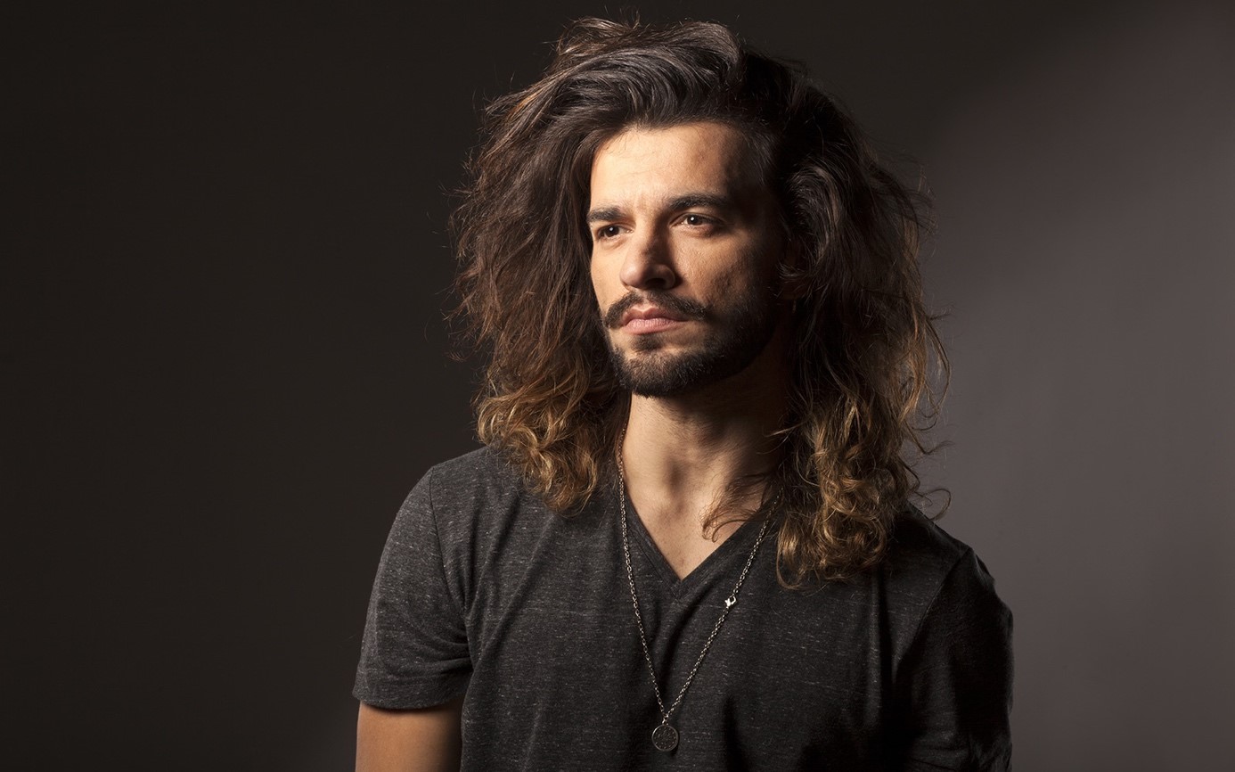 Cheveux homme : découvrez les 4 types avec leurs spécificités.